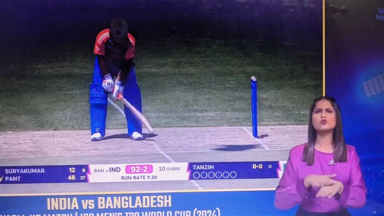 Sign Language Commentary Brings Cricket to Life for Deaf and Hard of H